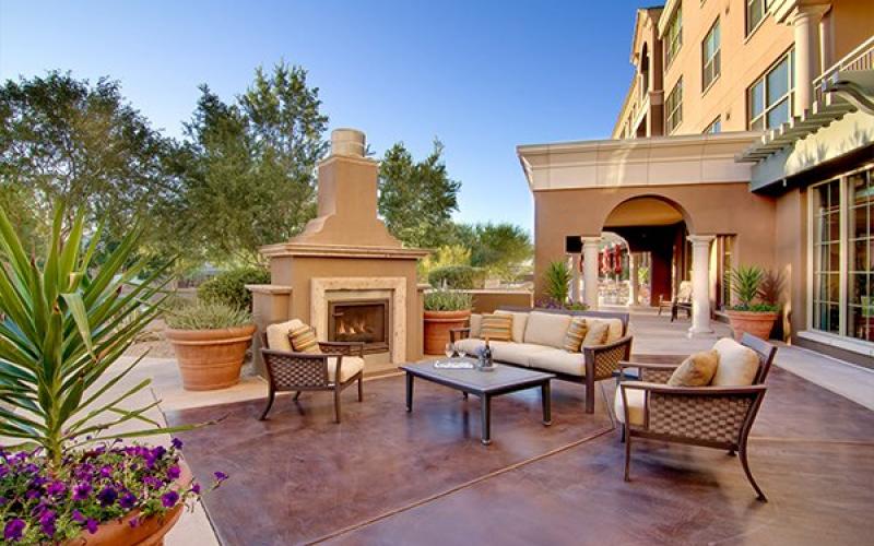 Vi at Silverstone | SeniorLiving.com