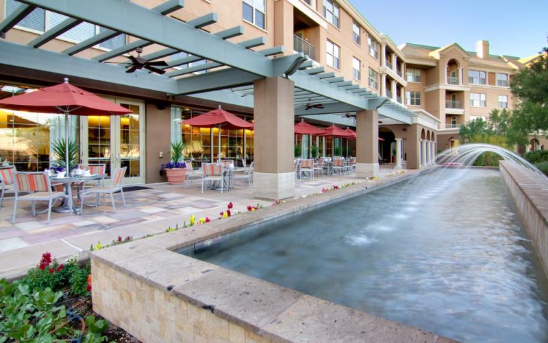 Vi at Silverstone | SeniorLiving.com